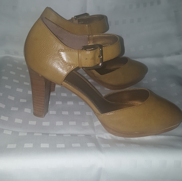 Kelly & Katie | Shoes | Kelly Katie Mary Jane Marigold Heels | Poshmark